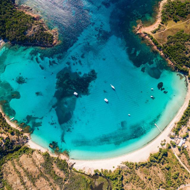 Plage de Cala Rossa - Parking, adresse - Accès plage Cala Rossa